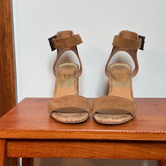 Dolce Vita | Shoes | Dolce Vita Cally Tan Suede Leather Open Toe Chunky ...